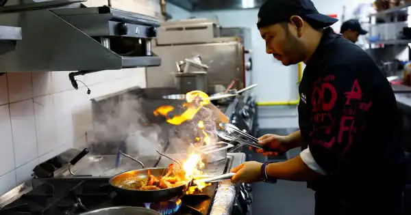 Dubai Segera Hadirkan Restoran Canggih yang Dikendalikan oleh Koki AI