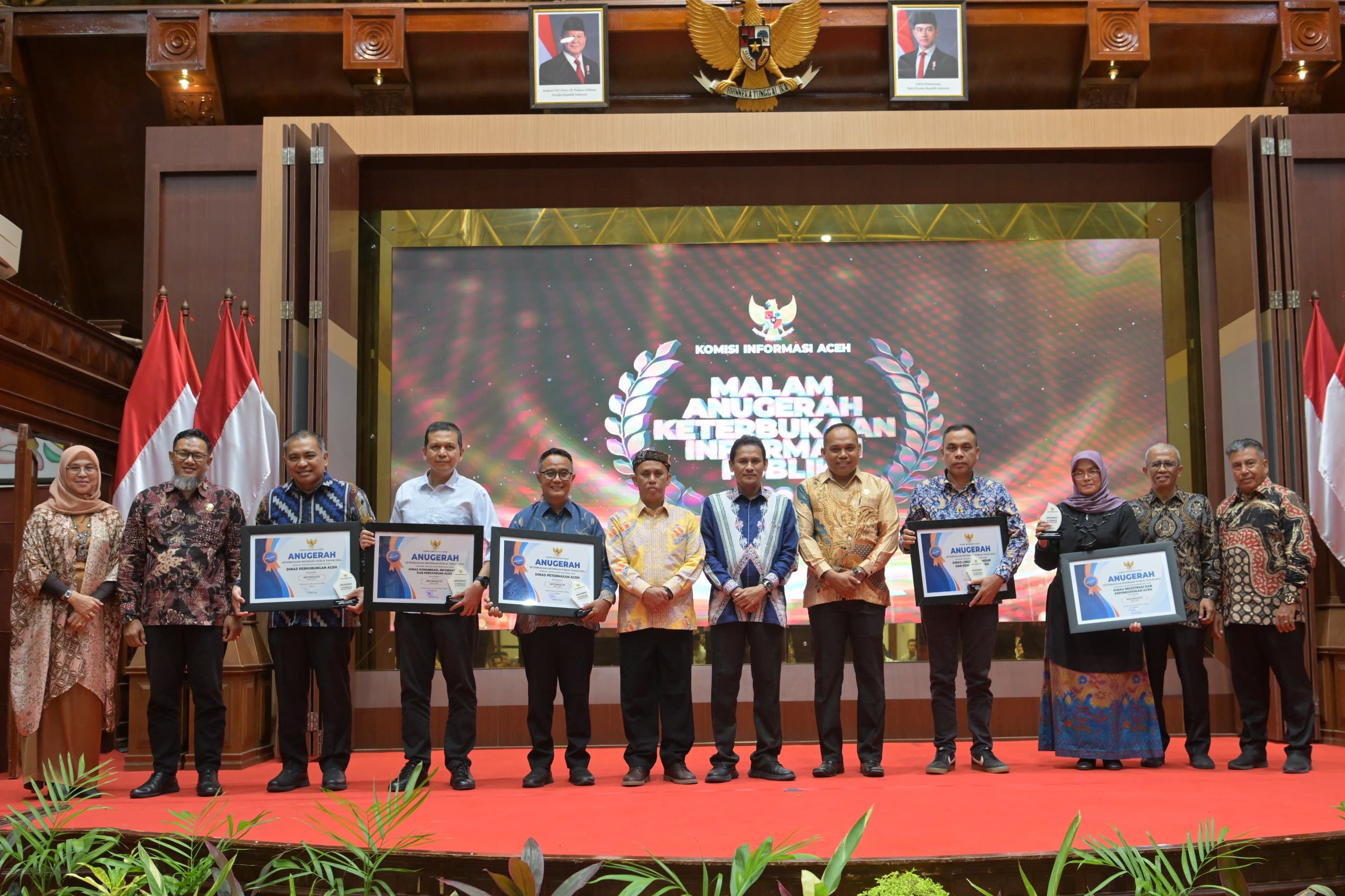 Transparansi Aceh: 26 SKPA dan Sekretariat DPRA Raih Penghargaan Keterbukaan Informasi Publik 2024